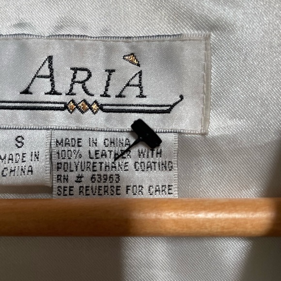 Aria | Jackets & Coats | Vintage Aria White Leather Jacket | Poshmark